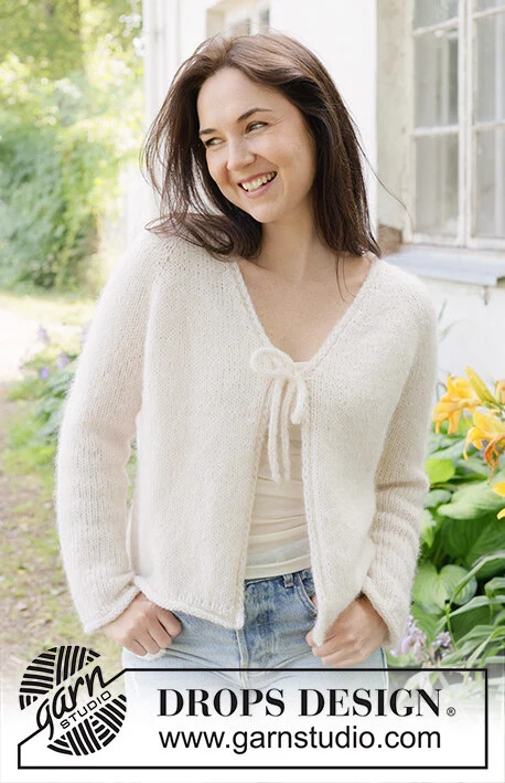 258-14 Delicate Dance Cardigan by DROPS Design - Køb billigt her
